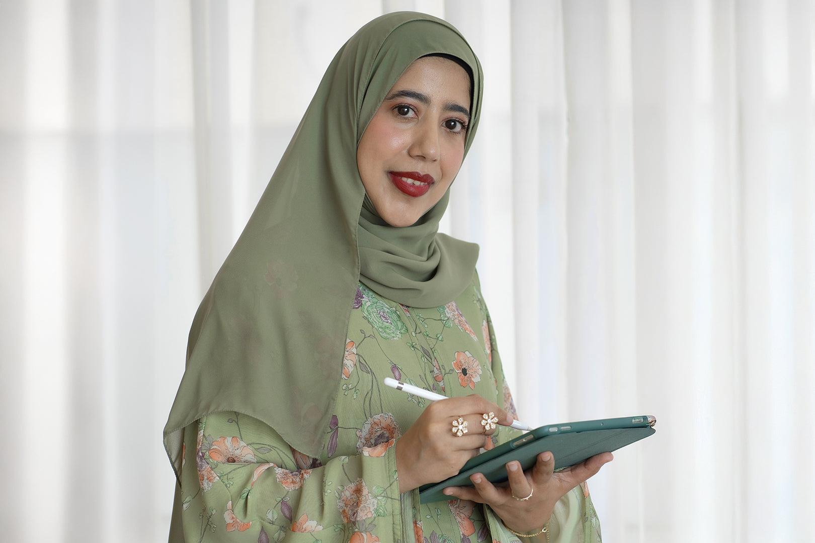 Artist Spotlight: Explore the Style of Shatha Al Dafai | Drawdeck